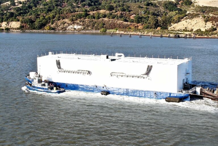 Lind Marine Completes Waterborne Data Center Project - Lind Marine